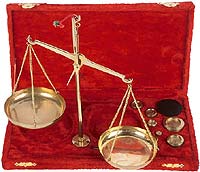 Pflege von Samtstoffen: 4 Tipps zur Pflege und Lagerung von Samt ...