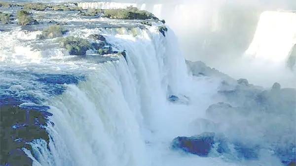 Welche Wasserarten / Wassersorten gibt es? – Philognosie